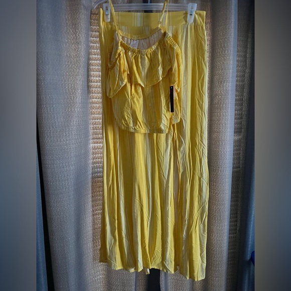 No Boundaries | Dresses | Womens 2 Piece Ruffle Crop Top And Maxi Skirt ...